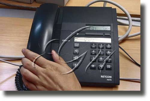 teléfono | EGU - Enciclopedia Galega Universal